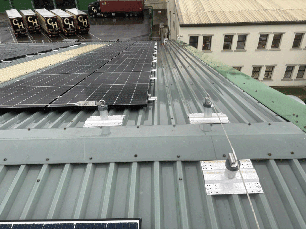 Solar panels - are yours safe for maintenance engineers? - Height of Safety